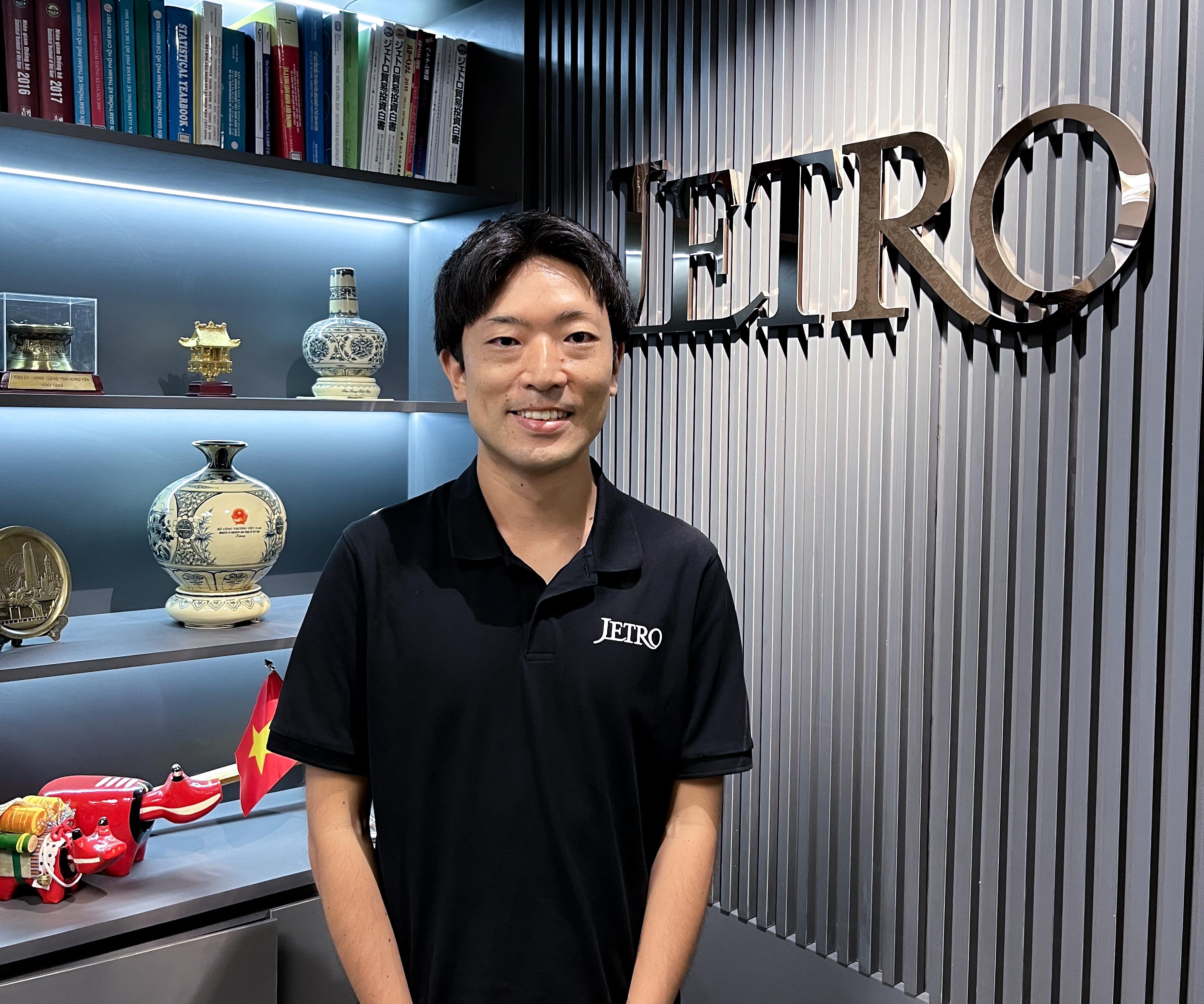 JETRO Expert: "Vietnam Tech Has Been More Advanced Remarkably in the Past Decade" - Home